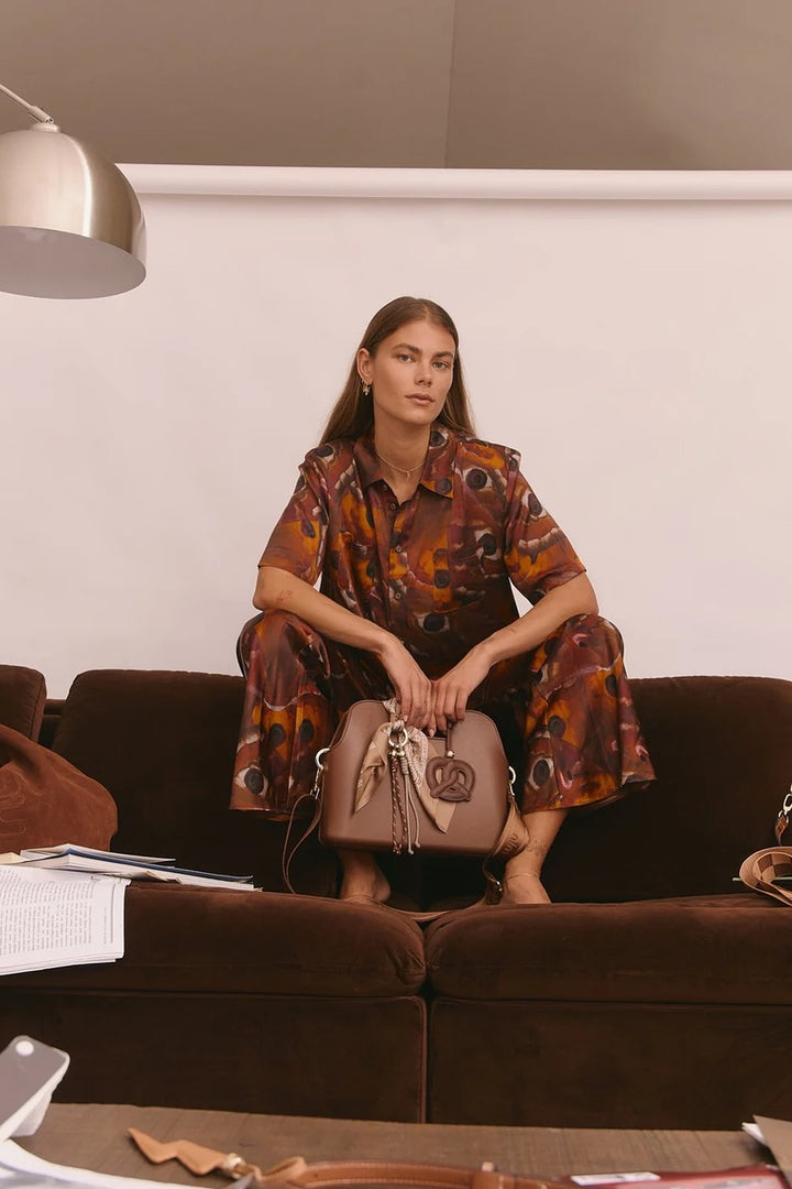 NIM THE LABEL Puffies Bag Charm – Pretzel – Cicada By Ayliah